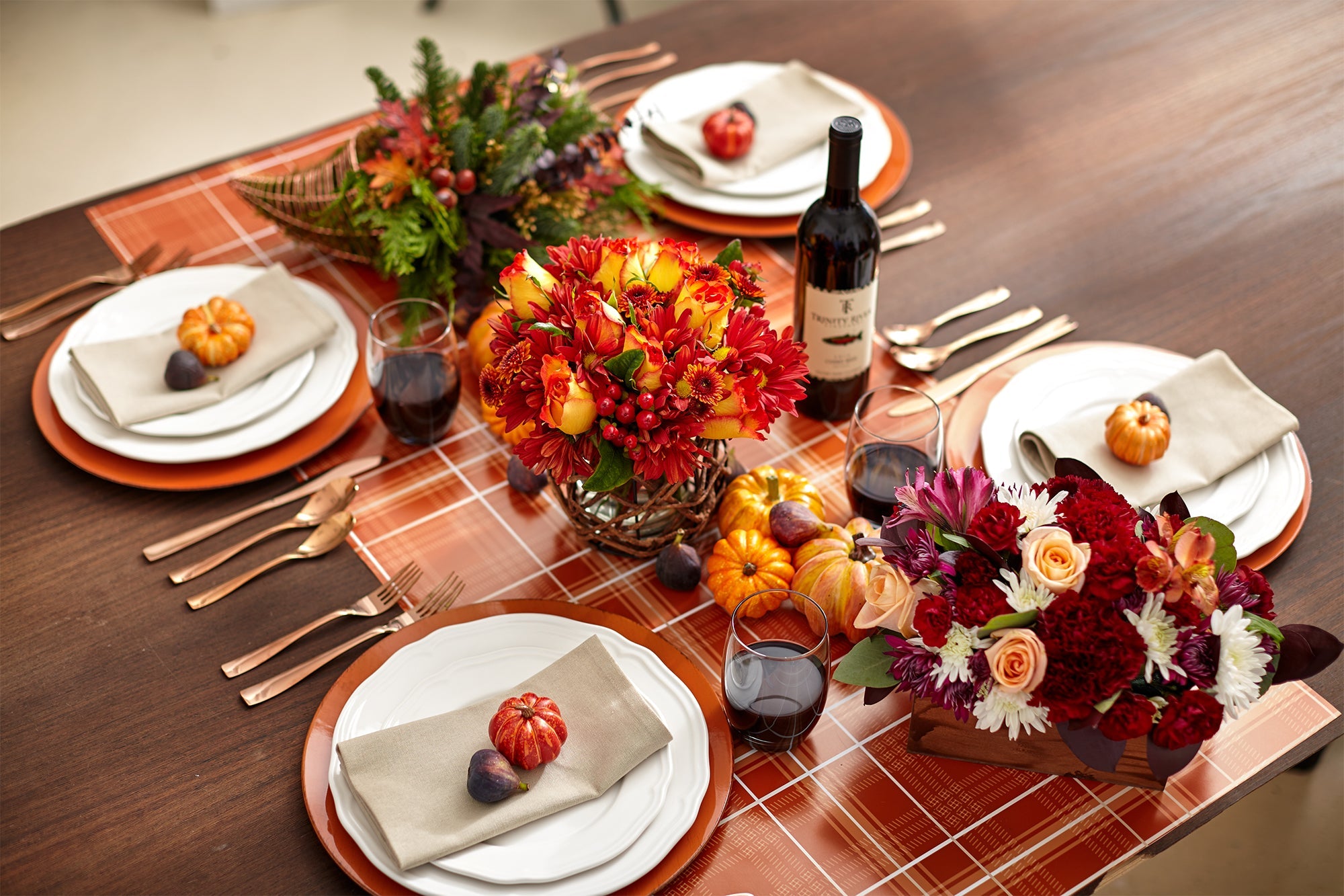 Thanksgiving flowers in Waterloo, IA | Petersen & Tietz Florists ...